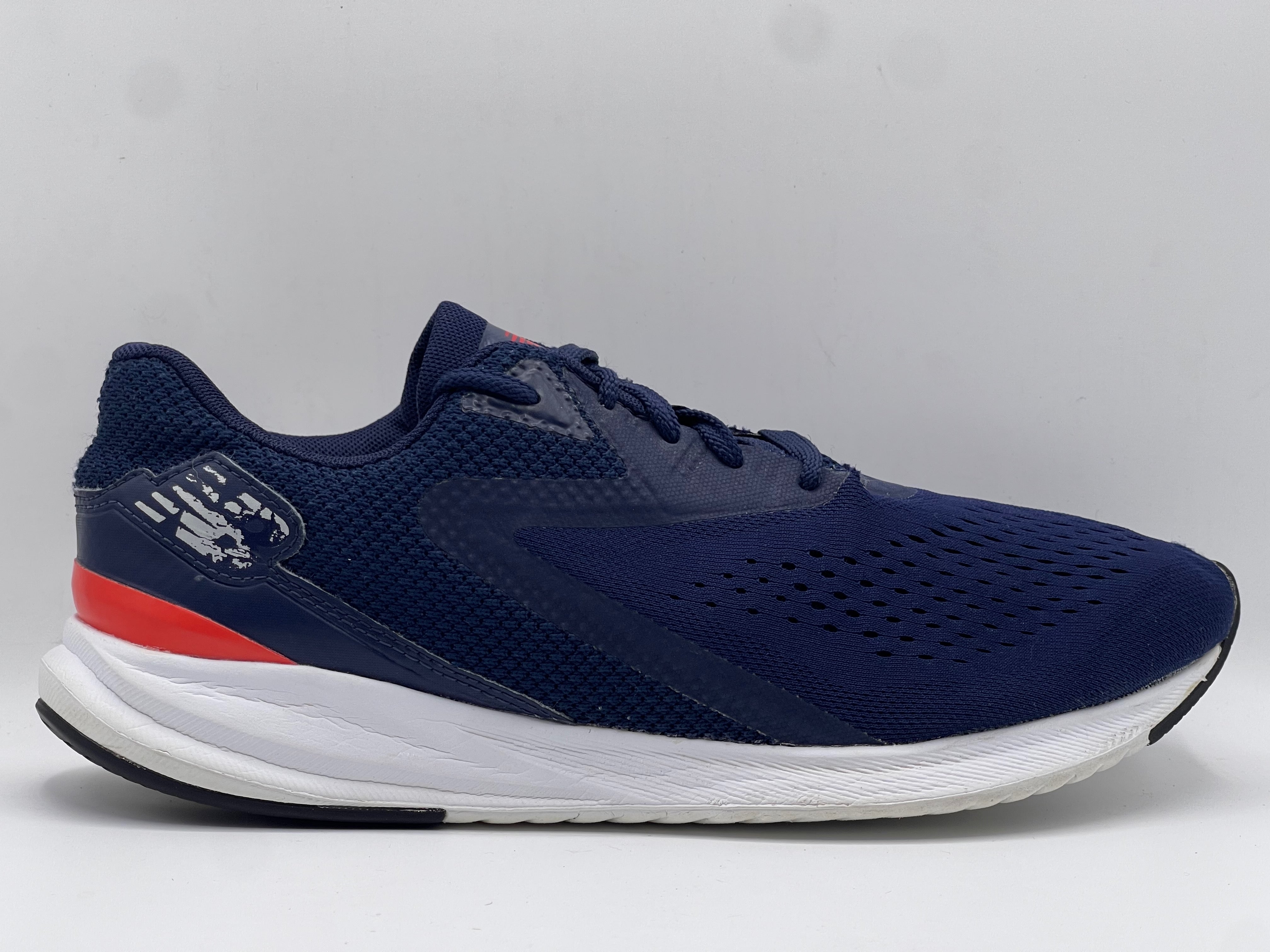 Buy New Balance FuelCell Vizo Pro Run V1 Running Shoe Online in ...